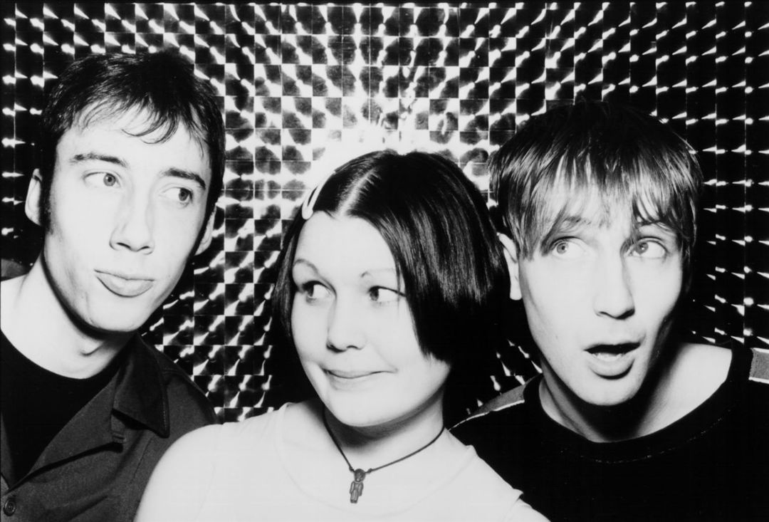 SATURDAY’S SCOTTISH SONG :#33 : BIS – THE NEW VINYL VILLAIN