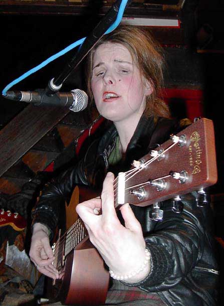 Monica Queen – THE NEW VINYL VILLAIN